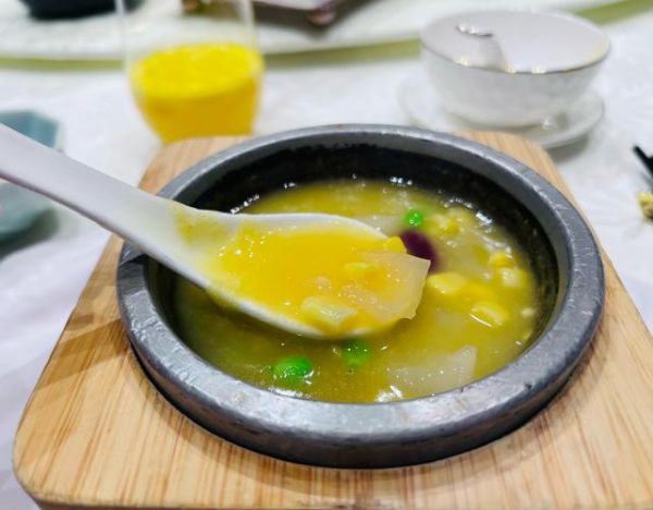 冬天煲什么汤最好_冬天适合煲什么汤-第1张图片-山城妙识 冬天煲什么汤最好_冬天适合煲什么汤-第1张图片-山城妙识