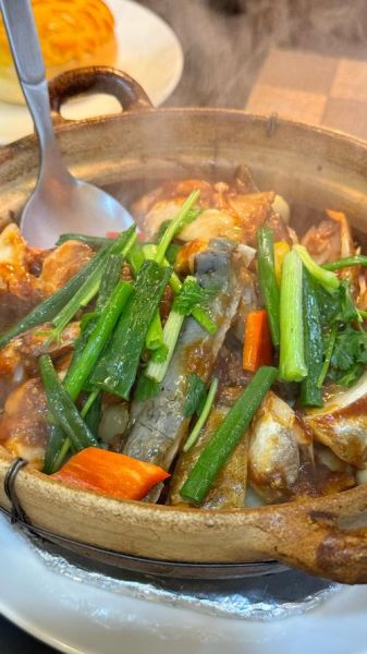 广式啫啫鱼头煲怎么做_鱼头煲要多久才入味-第3张图片-山城妙识