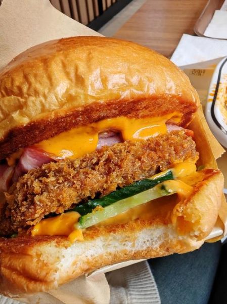 炸鸡汉堡怎么做才外酥里嫩_炸鸡汉堡热量到底有多高-第1张图片-山城妙识