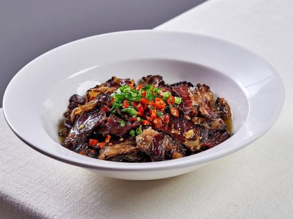 腊肉和什么一起蒸好吃_腊肉蒸什么最香-第3张图片-山城妙识 腊肉和什么一起蒸好吃_腊肉蒸什么最香-第3张图片-山城妙识