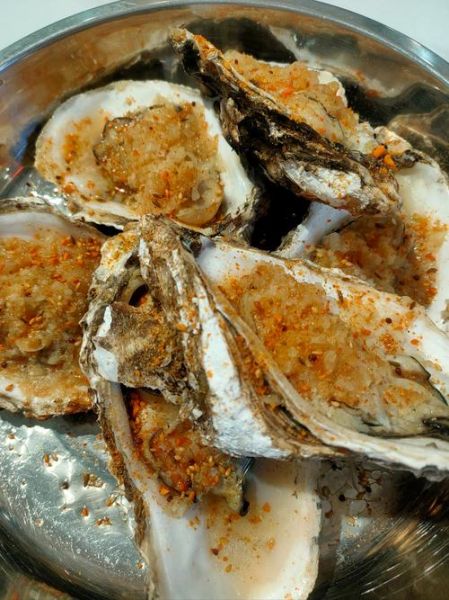 碳烤生蚝的热量是多少_减肥能吃吗-第1张图片-山城妙识