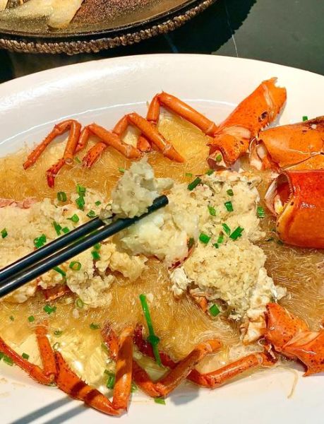 蒜蓉粉丝蒸大龙虾怎么做_蒸多久才最鲜嫩-第1张图片-山城妙识