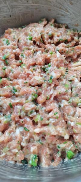 猪肉大葱饺子怎么调馅好吃_猪肉大葱饺子煮多久才熟-第3张图片-山城妙识