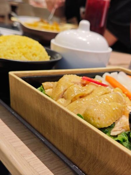 海南鸡饭的正确吃法_如何吃出正宗风味-第3张图片-山城妙识 海南鸡饭的正确吃法_如何吃出正宗风味-第3张图片-山城妙识