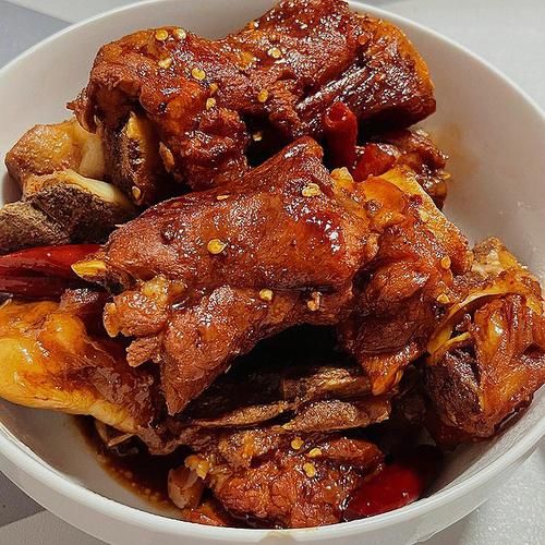 红烧骨头肉怎么做_骨头肉焯水还是直接炖-第2张图片-山城妙识 红烧骨头肉怎么做_骨头肉焯水还是直接炖-第2张图片-山城妙识