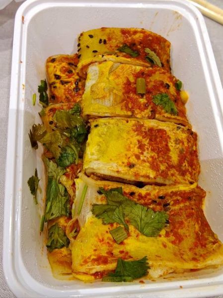 烤冷面是哪里的特色小吃_正宗做法揭秘-第1张图片-山城妙识 烤冷面是哪里的特色小吃_正宗做法揭秘-第1张图片-山城妙识