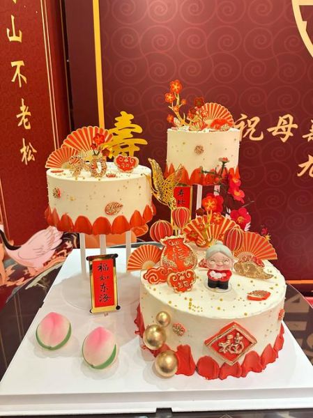 三层寿桃蛋糕多少钱_寿桃蛋糕适合多大年纪-第1张图片-山城妙识 三层寿桃蛋糕多少钱_寿桃蛋糕适合多大年纪-第1张图片-山城妙识