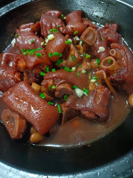 炖猪脚放什么配料_炖猪脚放什么配料才好吃-第2张图片-山城妙识 炖猪脚放什么配料_炖猪脚放什么配料才好吃-第2张图片-山城妙识