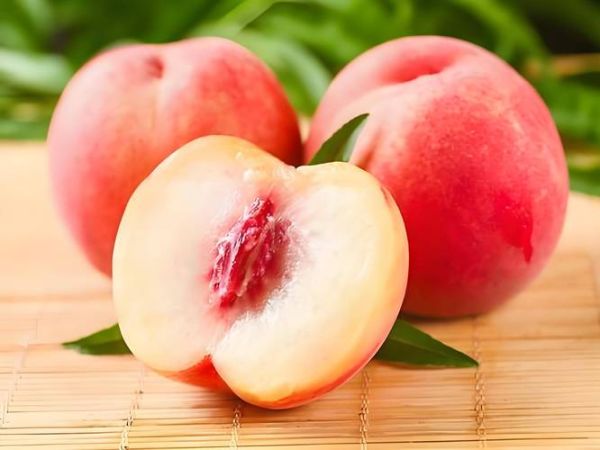 毛桃图片怎么拍好看_毛桃和蜜桃的区别是什么-第1张图片-山城妙识