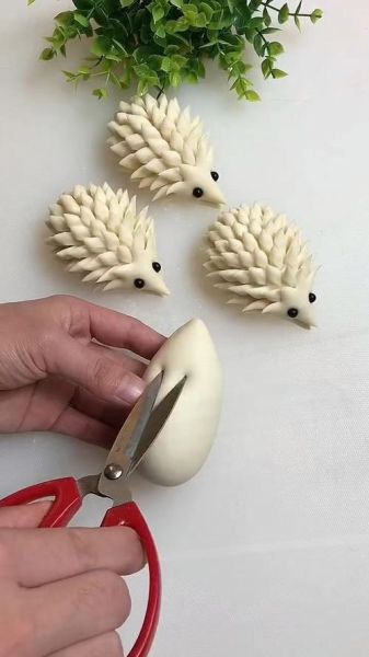 刺猬包子怎么做_刺猬包子蒸多久才熟-第1张图片-山城妙识