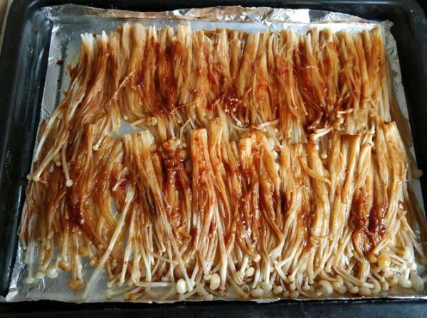 蒜蓉金针菇烤箱做法_蒜蓉金针菇烤箱温度时间-第1张图片-山城妙识 蒜蓉金针菇烤箱做法_蒜蓉金针菇烤箱温度时间-第1张图片-山城妙识