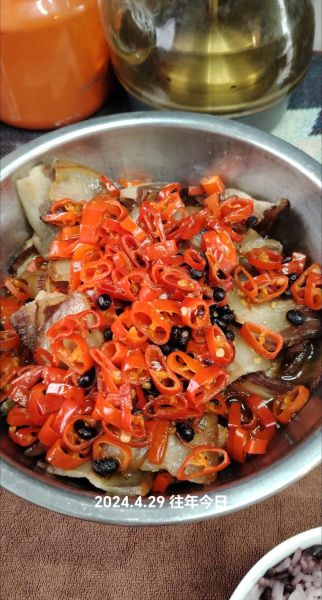 怎么蒸腊肉好吃又简单窍门_腊肉蒸多久才香-第3张图片-山城妙识 怎么蒸腊肉好吃又简单窍门_腊肉蒸多久才香-第3张图片-山城妙识