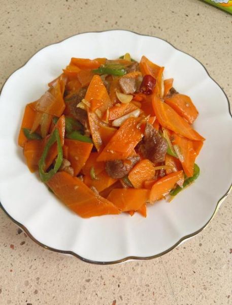 胡萝卜炒青椒有毒吗_胡萝卜和青椒一起炒会中毒吗-第3张图片-山城妙识 胡萝卜炒青椒有毒吗_胡萝卜和青椒一起炒会中毒吗-第3张图片-山城妙识