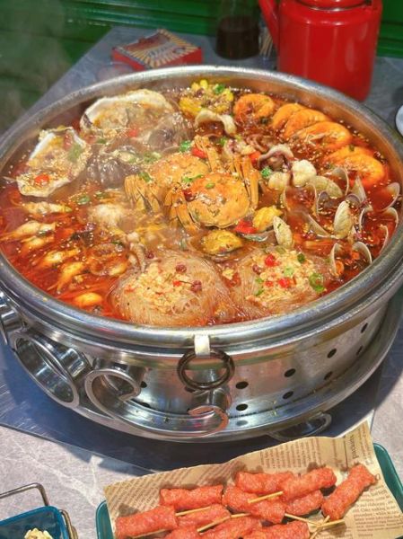海鲜锅怎么做好吃_海鲜锅底料怎么调-第1张图片-山城妙识