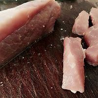 干炸肉段怎么做才外酥里嫩_东北家常做法秘诀-第1张图片-山城妙识