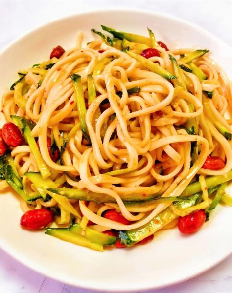 凉拌面条菜怎么做_凉拌面条菜的家常做法-第1张图片-山城妙识 凉拌面条菜怎么做_凉拌面条菜的家常做法-第1张图片-山城妙识