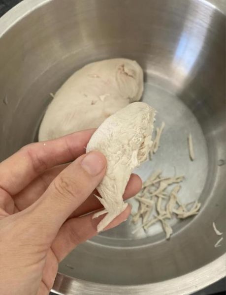 棒棒鸡丝怎么做_棒棒鸡丝需要焯水吗-第3张图片-山城妙识 棒棒鸡丝怎么做_棒棒鸡丝需要焯水吗-第3张图片-山城妙识