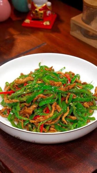 尖椒肉丝怎么做才嫩_尖椒肉丝用哪个部位肉-第3张图片-山城妙识 尖椒肉丝怎么做才嫩_尖椒肉丝用哪个部位肉-第3张图片-山城妙识