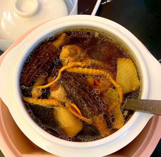 鸡汤怎么炖不腥_鸡汤去腥最简单的方法-第3张图片-山城妙识