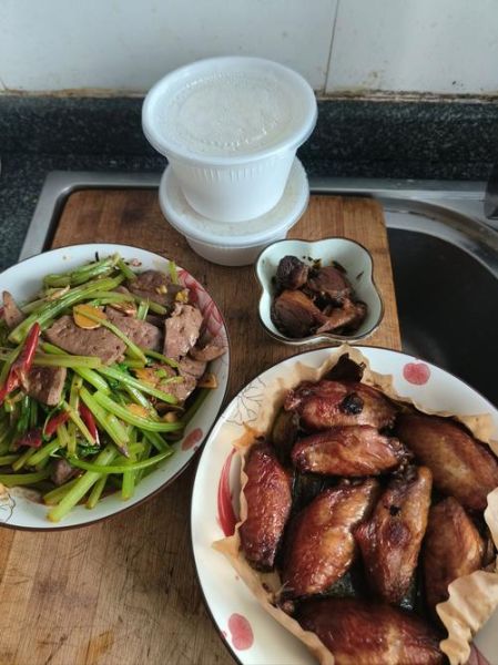 羊肝怎么炒不腥_羊肝的家常做法大全-第1张图片-山城妙识 羊肝怎么炒不腥_羊肝的家常做法大全-第1张图片-山城妙识