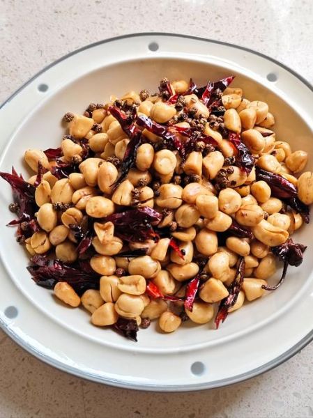 自制酒鬼花生怎么做_酒鬼花生不返潮的窍门-第1张图片-山城妙识 自制酒鬼花生怎么做_酒鬼花生不返潮的窍门-第1张图片-山城妙识