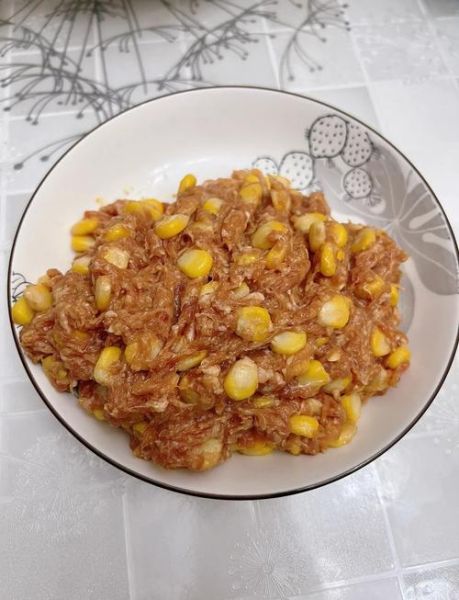 包饺子玉米馅怎么调_玉米饺子馅要不要焯水-第1张图片-山城妙识 包饺子玉米馅怎么调_玉米饺子馅要不要焯水-第1张图片-山城妙识