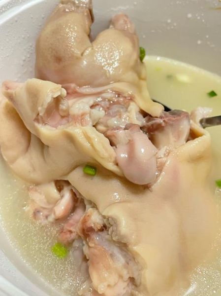 猪蹄汤怎么炖好喝_猪蹄汤的家常做法窍门-第1张图片-山城妙识 猪蹄汤怎么炖好喝_猪蹄汤的家常做法窍门-第1张图片-山城妙识