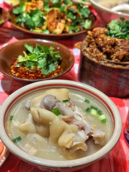 猪蹄汤怎么炖好喝_猪蹄汤的家常做法窍门-第2张图片-山城妙识 猪蹄汤怎么炖好喝_猪蹄汤的家常做法窍门-第2张图片-山城妙识