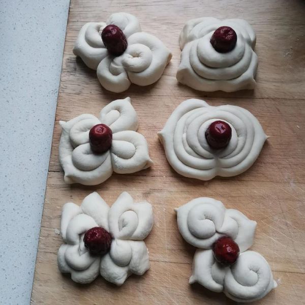 河南枣花馍怎么做_枣花馍蒸多久才开花-第1张图片-山城妙识 河南枣花馍怎么做_枣花馍蒸多久才开花-第1张图片-山城妙识