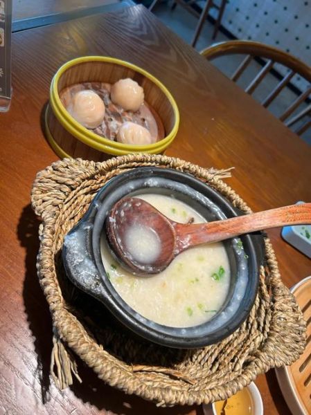 潮汕砂锅粥最正宗做法_砂锅粥怎么煮才绵密-第2张图片-山城妙识 潮汕砂锅粥最正宗做法_砂锅粥怎么煮才绵密-第2张图片-山城妙识