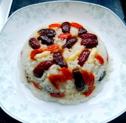八宝饭的家常做法_八宝饭蒸多久才软糯-第3张图片-山城妙识