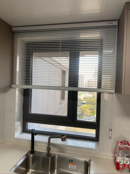 百叶帘怎么安装_百叶帘如何清洗-第2张图片-山城妙识 百叶帘怎么安装_百叶帘如何清洗-第2张图片-山城妙识