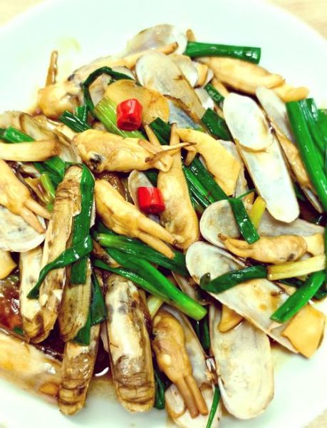 爆炒蛏子怎么清洗才干净_爆炒蛏子焯水几分钟才鲜嫩-第1张图片-山城妙识