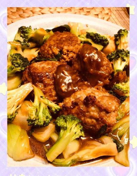 红烧狮子头怎么做_红烧狮子头有哪些经典做法-第3张图片-山城妙识 红烧狮子头怎么做_红烧狮子头有哪些经典做法-第3张图片-山城妙识