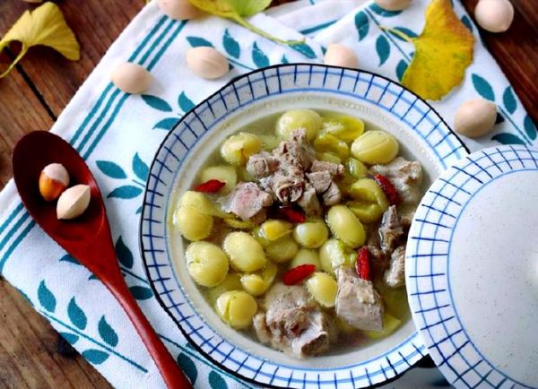 白果老鸭汤怎么煲_白果老鸭汤的家常做法-第2张图片-山城妙识