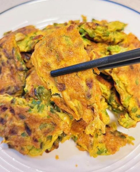 煎槐花怎么做_槐花煎蛋的做法步骤-第2张图片-山城妙识 煎槐花怎么做_槐花煎蛋的做法步骤-第2张图片-山城妙识