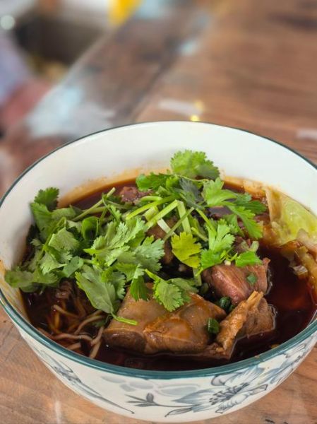 牛肉拉面怎么和面_和面技巧-第3张图片-山城妙识 牛肉拉面怎么和面_和面技巧-第3张图片-山城妙识