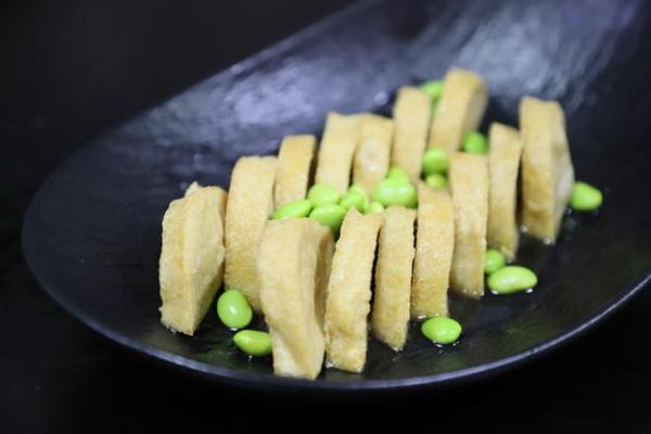 炸素鸡怎么做_炸素鸡需要焯水吗-第2张图片-山城妙识 炸素鸡怎么做_炸素鸡需要焯水吗-第2张图片-山城妙识