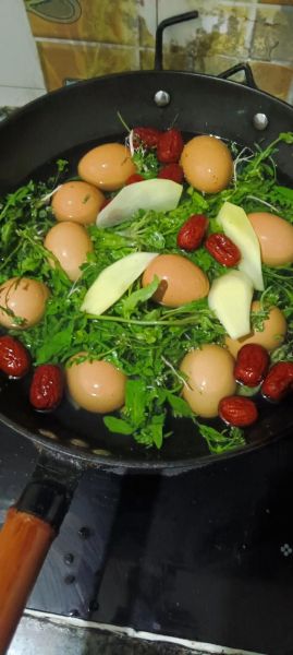 荠菜炖鸡蛋怎么做_荠菜炖鸡蛋的营养价值-第2张图片-山城妙识 荠菜炖鸡蛋怎么做_荠菜炖鸡蛋的营养价值-第2张图片-山城妙识