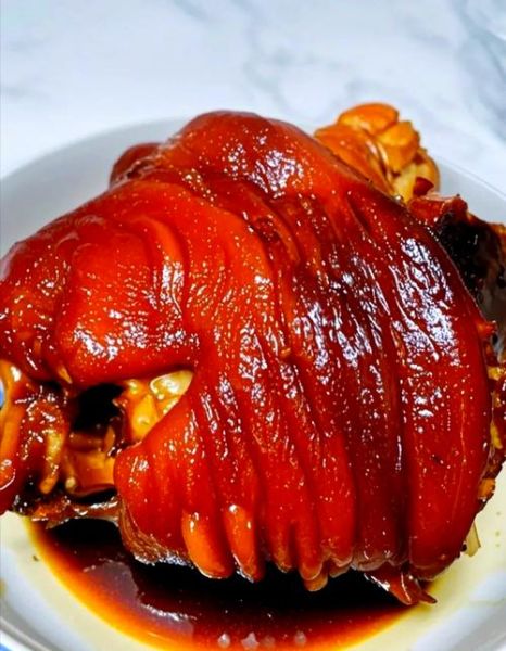 家庭肘子肉怎么做好吃_肘子肉的家常做法-第1张图片-山城妙识 家庭肘子肉怎么做好吃_肘子肉的家常做法-第1张图片-山城妙识