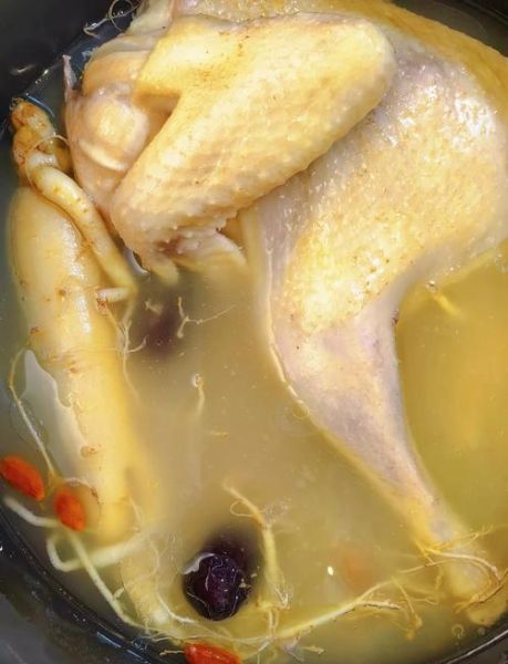 冬季煲鸡汤的做法大全_怎样煲鸡汤更鲜美-第3张图片-山城妙识 冬季煲鸡汤的做法大全_怎样煲鸡汤更鲜美-第3张图片-山城妙识