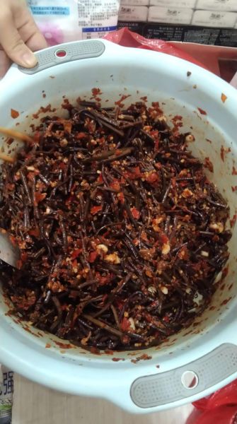 野生干蕨菜怎么做好吃_蕨菜泡发技巧-第3张图片-山城妙识 野生干蕨菜怎么做好吃_蕨菜泡发技巧-第3张图片-山城妙识