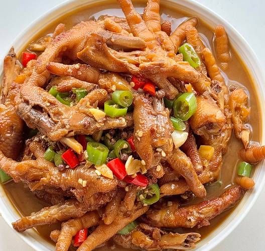 红烧鸡爪怎么做简单又入味_鸡爪焯水几分钟才够-第2张图片-山城妙识 红烧鸡爪怎么做简单又入味_鸡爪焯水几分钟才够-第2张图片-山城妙识