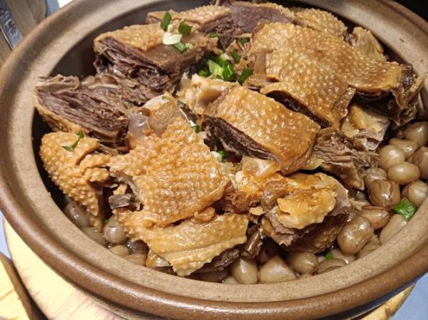 咸鹅的做法大全家常_咸鹅怎么做好吃-第2张图片-山城妙识