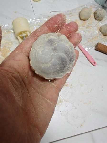 月饼怎么做_月饼皮怎么和面-第3张图片-山城妙识 月饼怎么做_月饼皮怎么和面-第3张图片-山城妙识