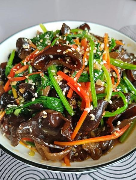 凉拌木耳菜的做法_木耳菜焯水几分钟-第1张图片-山城妙识 凉拌木耳菜的做法_木耳菜焯水几分钟-第1张图片-山城妙识