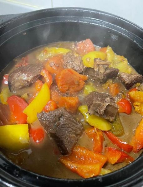 红酒炖牛肉怎么做_红酒炖牛肉用什么红酒-第3张图片-山城妙识 红酒炖牛肉怎么做_红酒炖牛肉用什么红酒-第3张图片-山城妙识