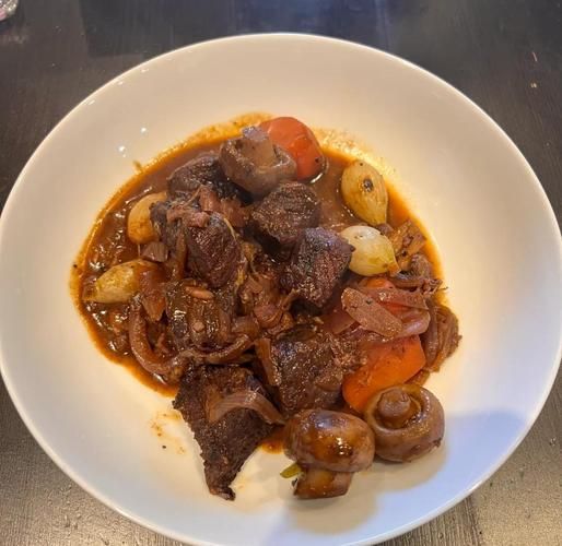 红酒炖牛肉怎么做_红酒炖牛肉用什么红酒-第2张图片-山城妙识 红酒炖牛肉怎么做_红酒炖牛肉用什么红酒-第2张图片-山城妙识