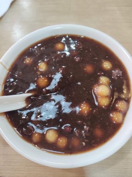 赤豆元宵的功效与作用_赤豆元宵适合什么人吃-第2张图片-山城妙识