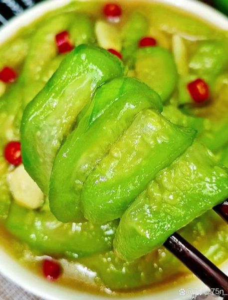 丝瓜的副作用有哪些_丝瓜吃多了有什么危害-第1张图片-山城妙识 丝瓜的副作用有哪些_丝瓜吃多了有什么危害-第1张图片-山城妙识